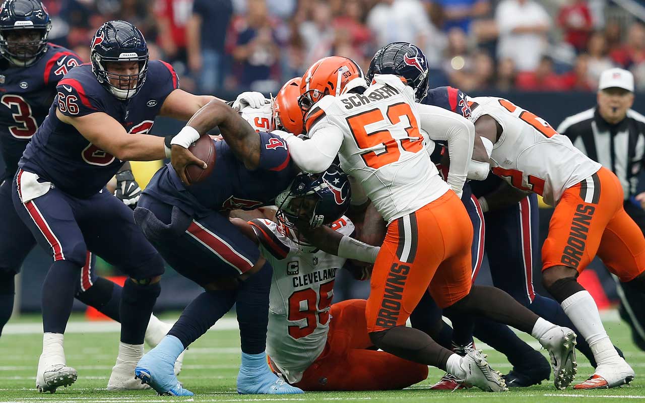 4 Linebackers Going Way Too High in Drafts (Busts) | 4for4