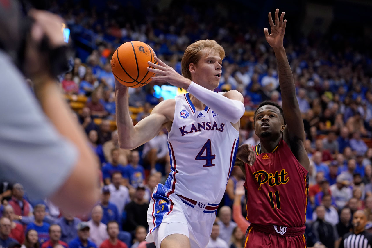 NCAA CBB Best Bets: Rock Chalk in The Bahamas | 4for4