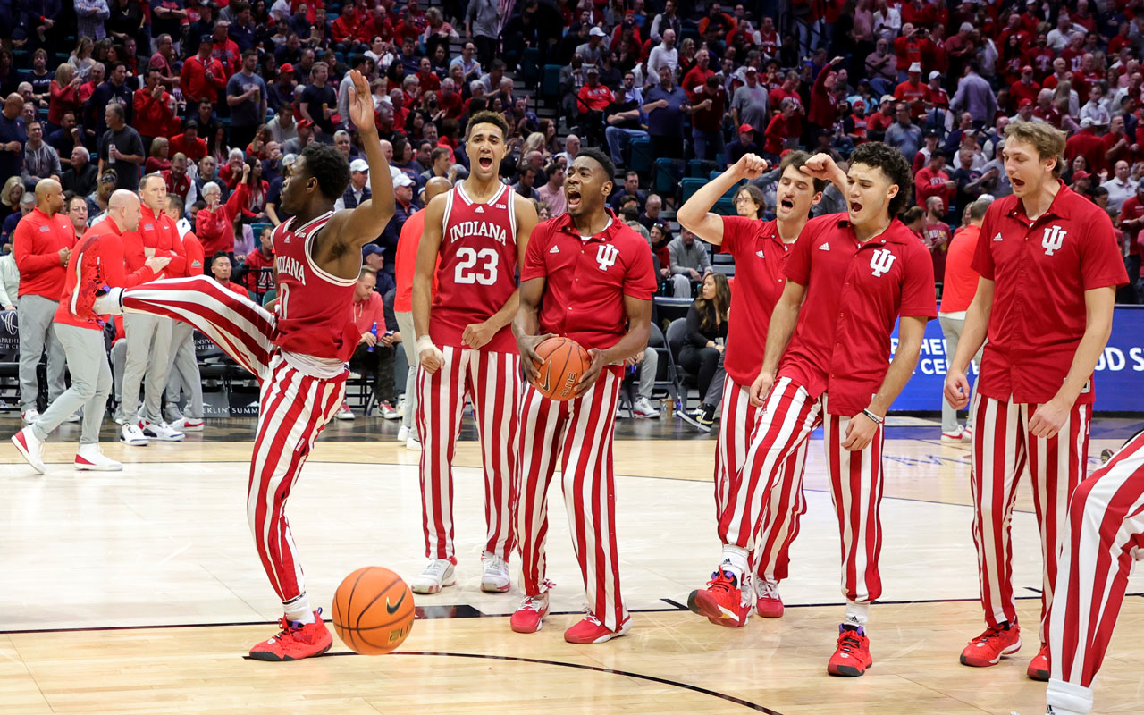 CBB Best Bets: Saturday's Litmus Test in College Hoops | 4for4