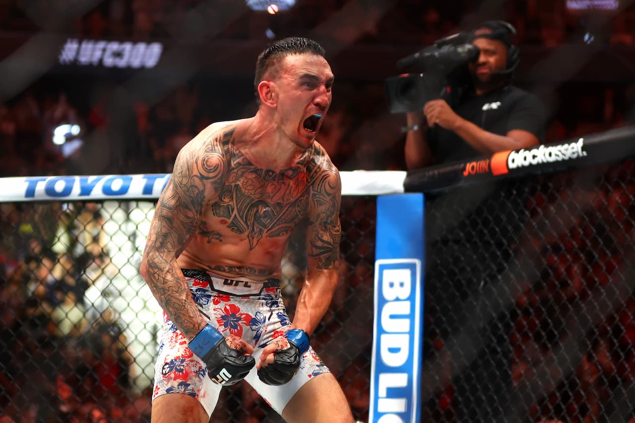 Scott Smith’s Top Plays for UFC 308: Topuria vs Holloway | 4for4