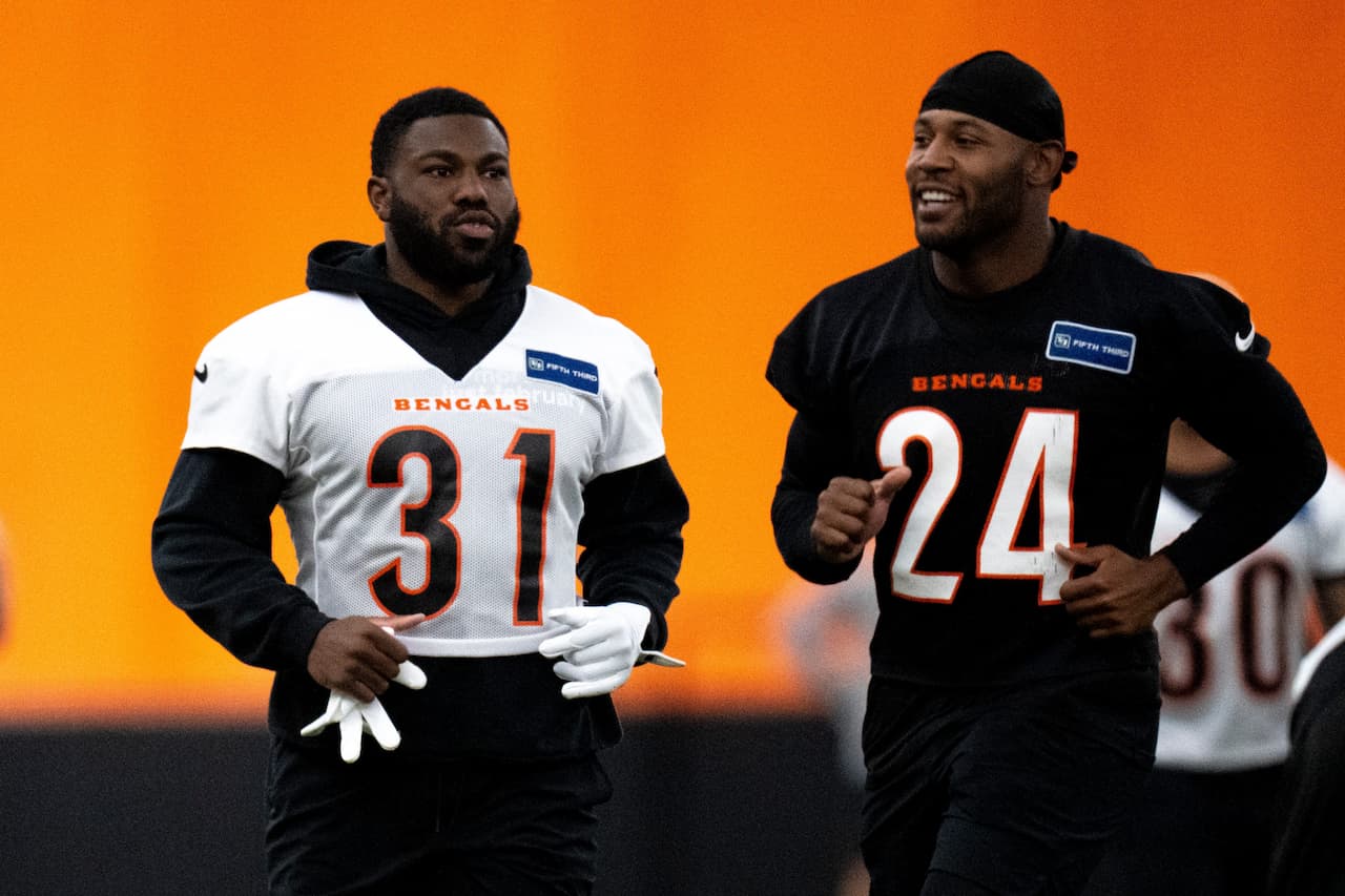 DraftKings Best Ball: Exploiting Running Back ADP | 4for4