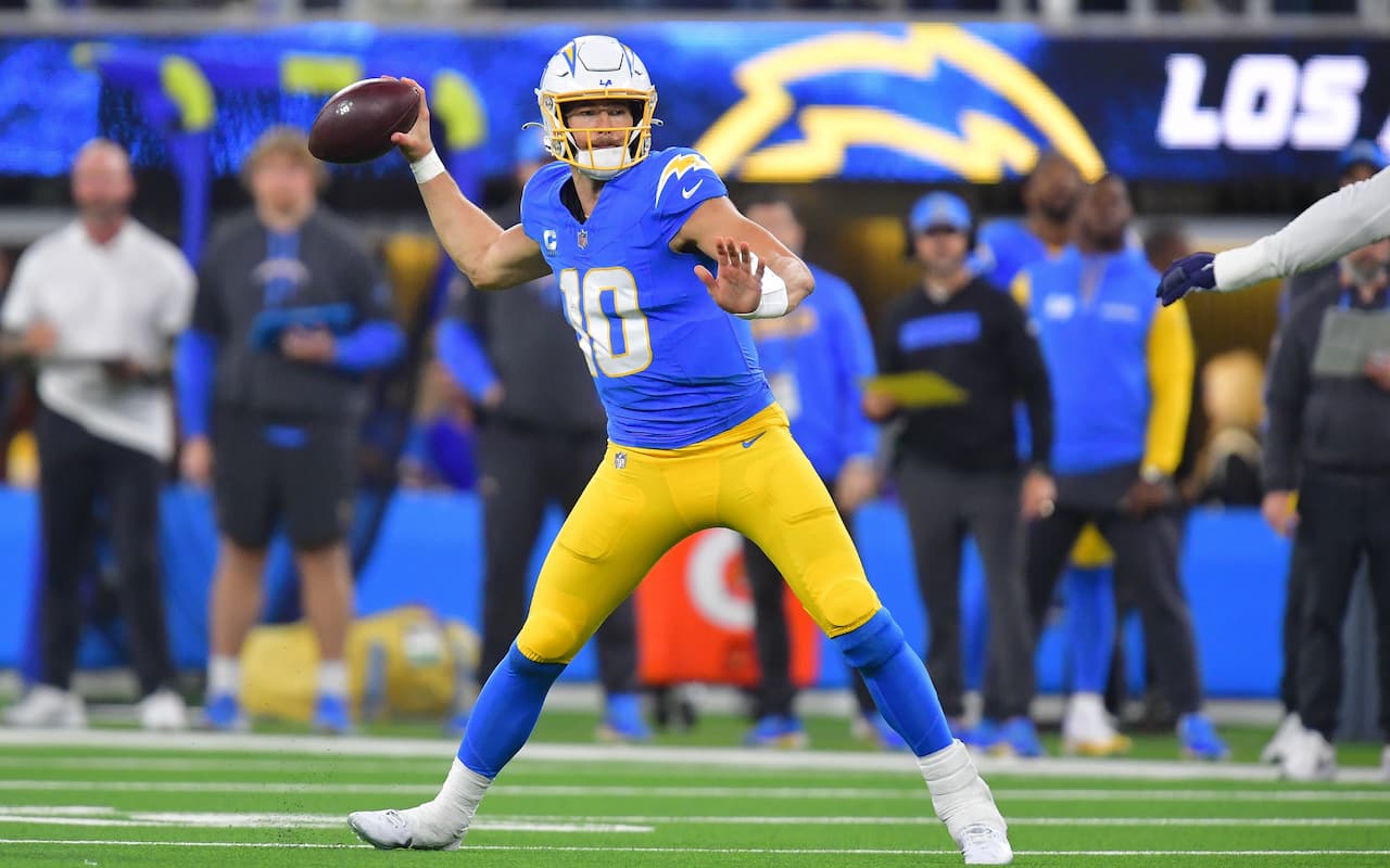 The Most Predictable Quarterback Stats | 4for4