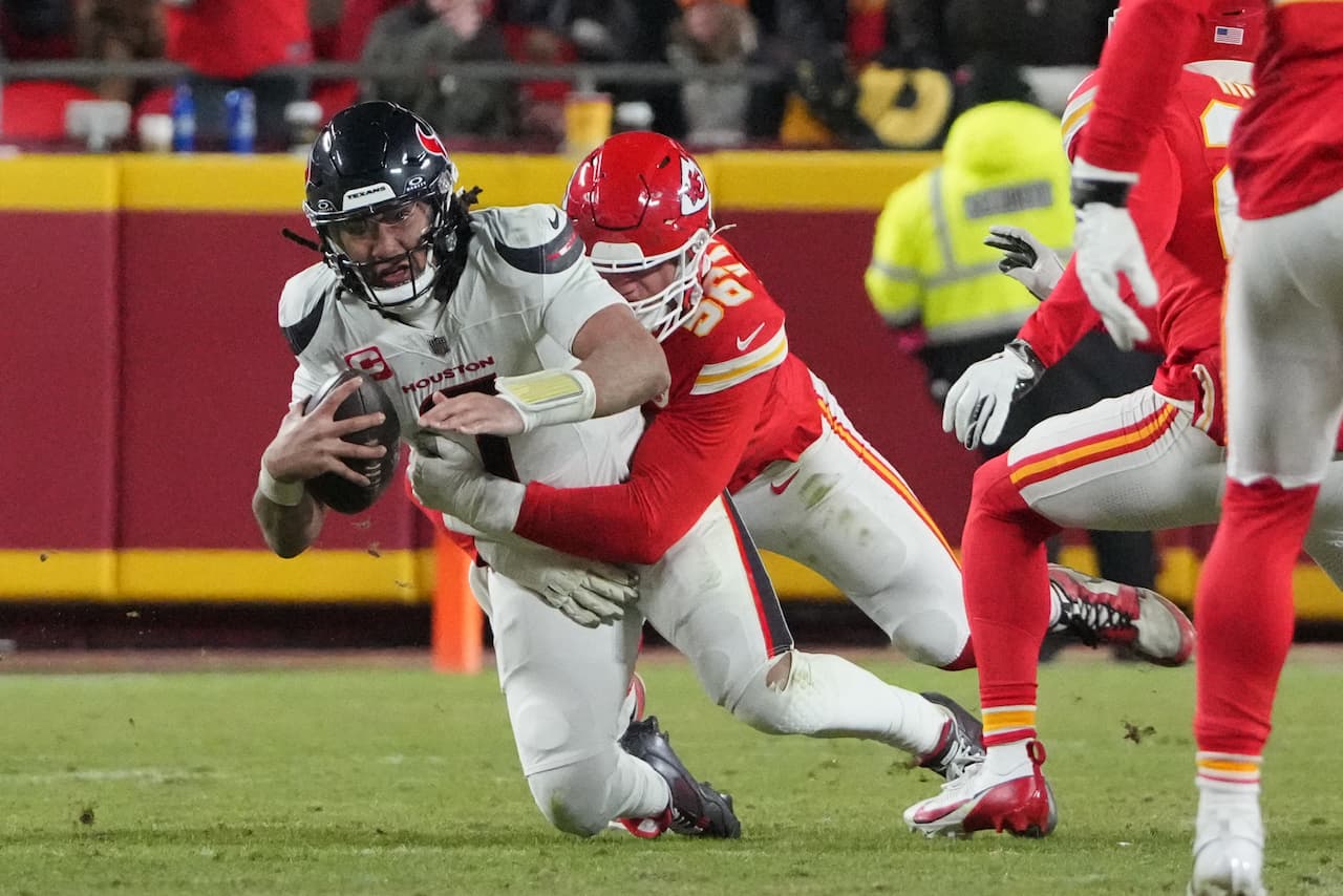 2025 Offensive Line Rankings: 32-22 | 4for4