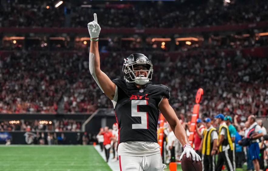 An Expert's Cheat Sheet to Dominating ESPN Fantasy Football Drafts | 4for4