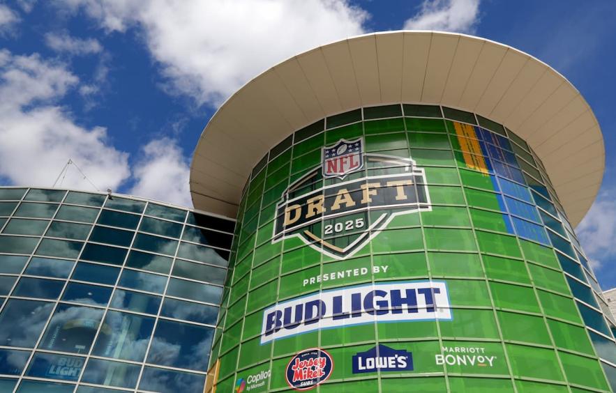 2025 NFL Draft: Live Fantasy Tracker (Round 1) | 4for4